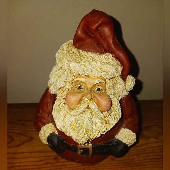 Accents | Really Cute Resin Santa | Poshmark